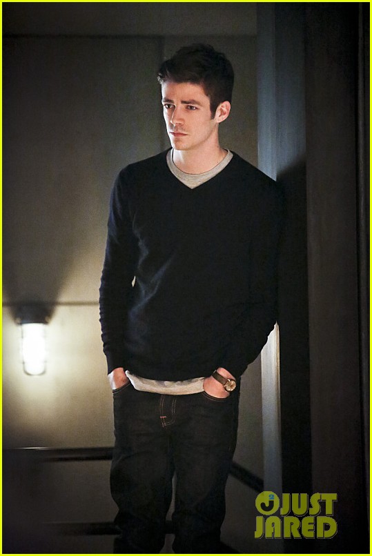 Full Sized Photo of the flash rupture photos 18 | Barry Puts Himself in ...