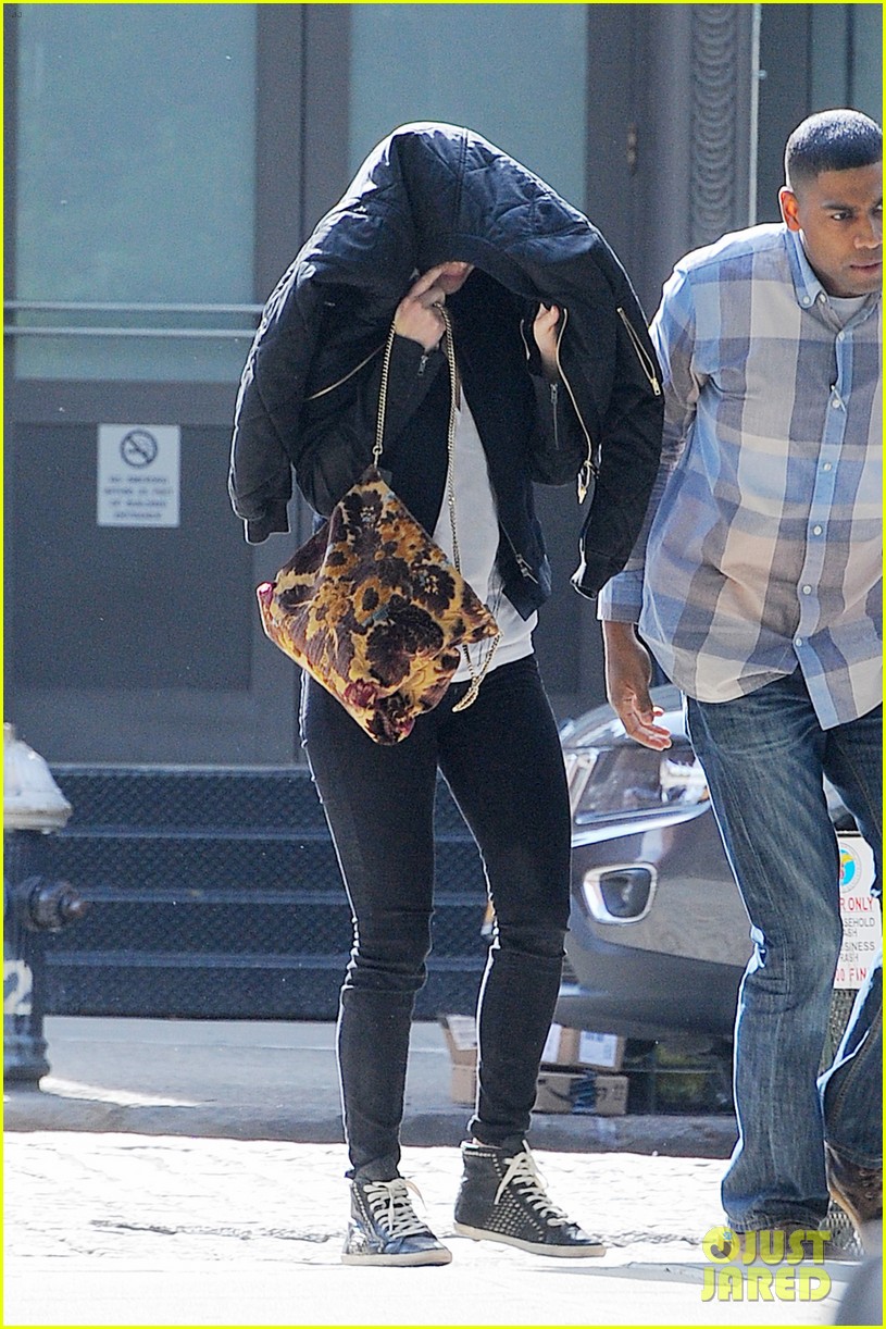 Jennifer Lawrence Joins Jimmy Fallon for 'Tonight Show' | Photo 975382 ...