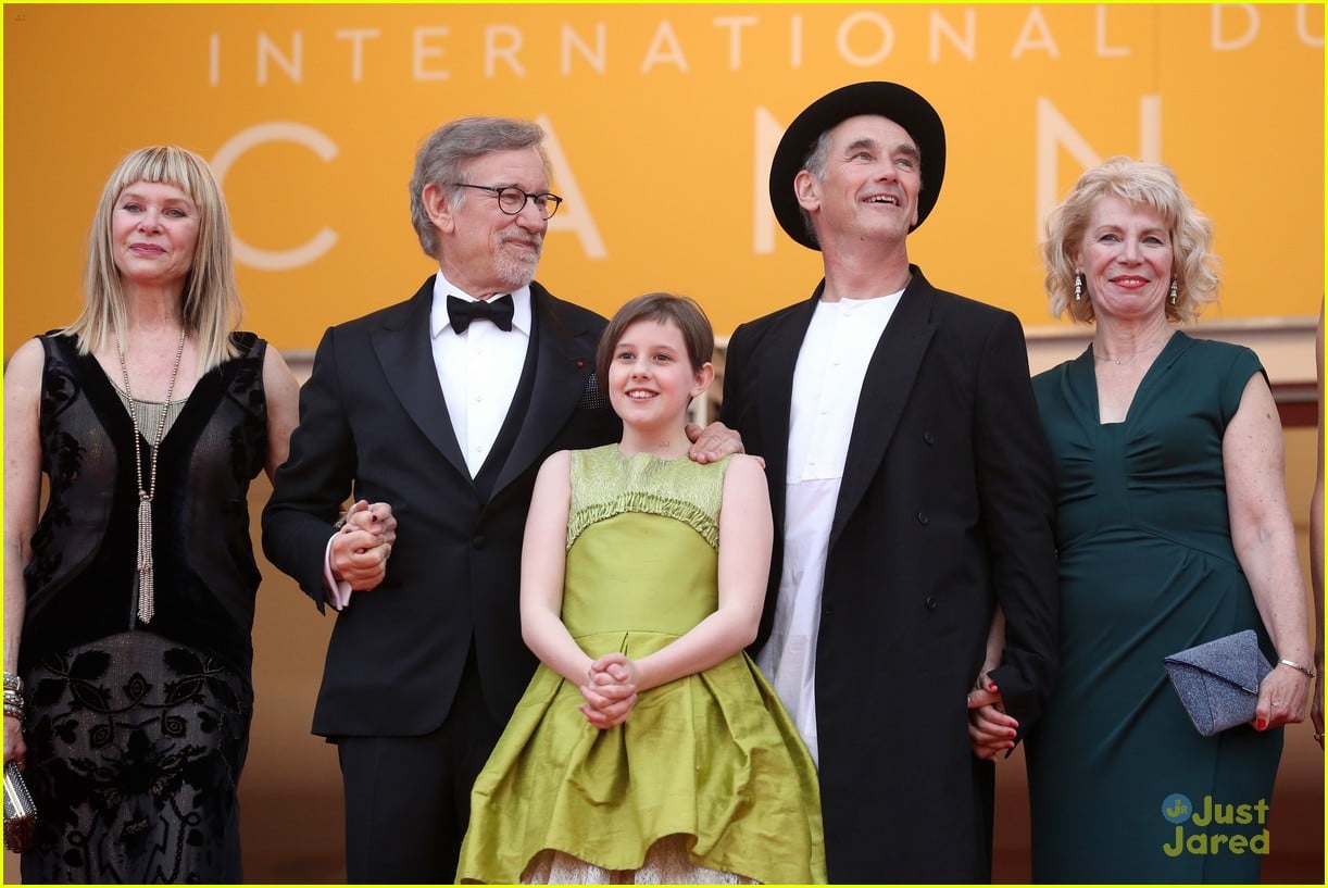 Ruby Barnhill Debuts First Film 'The BFG' In Cannes | Photo 970462 ...