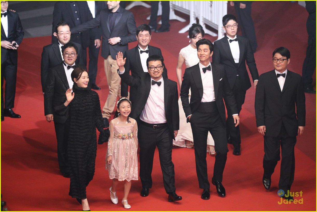Full Sized Photo of soo an kim last train busan cannes 10 | Soo-An Kim ...