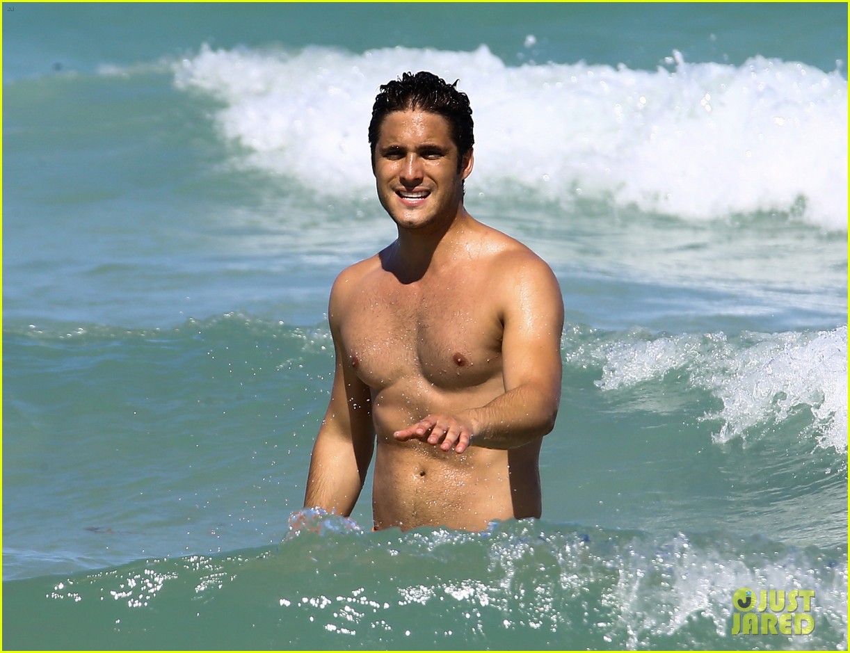 Full Sized Photo of diego boneta shows off his buff chest in miami 18 ...