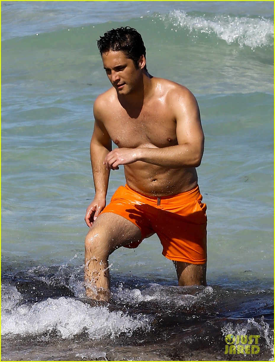 Full Sized Photo of diego boneta shows off his buff chest in miami 25 ...