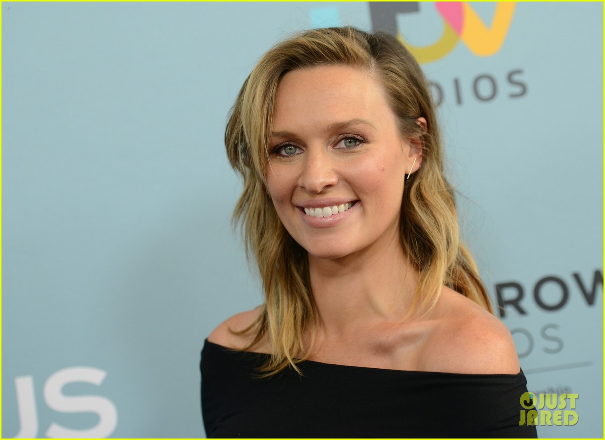 Clarie Holt & Grey Damon Premiere New Season of 'Aquarius' in LA ...