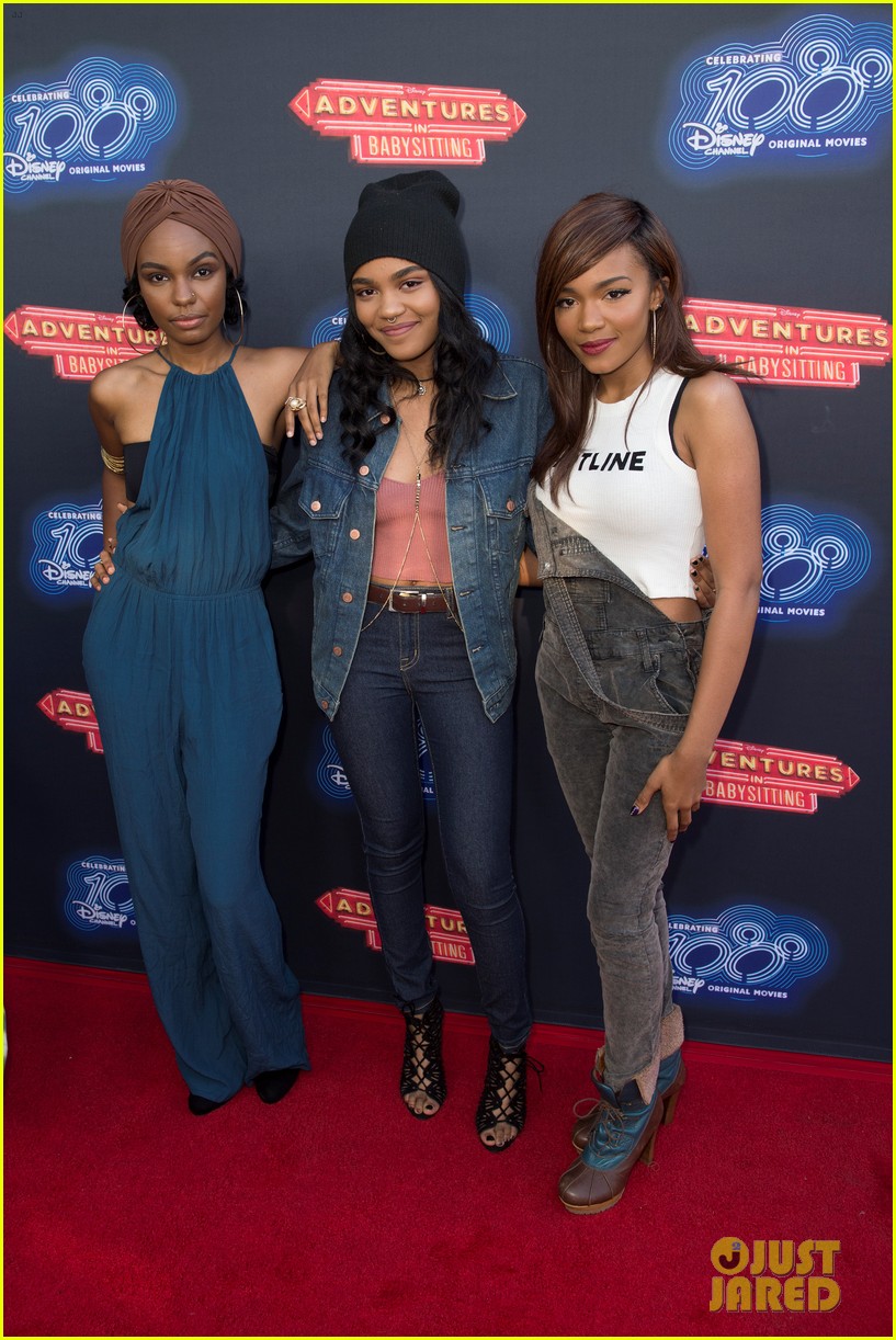 Disney Channel Stars Step Out to Watch the 100th DCOM! | Photo 987661 ...