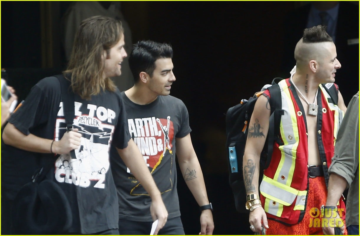 DNCE's JinJoo Lee Loves Being The Only Girl In The Band | Photo 984683 ...