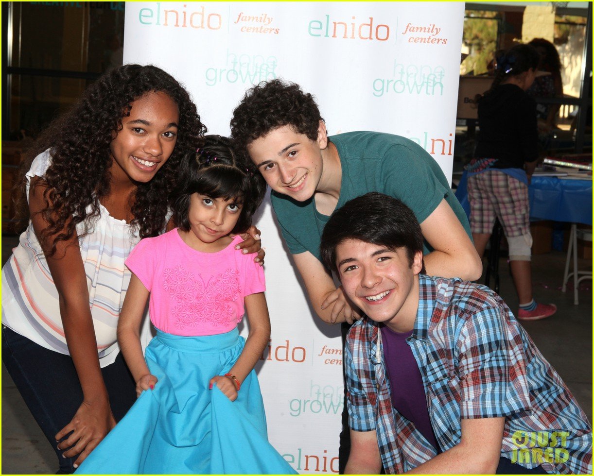 Full Sized Photo of gortmer gibbons cast screening california 05 ...