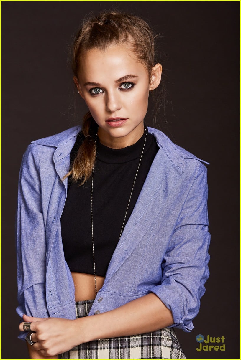 Full Sized Photo of madison iseman 10 fun facts exclusive pics 02 ...