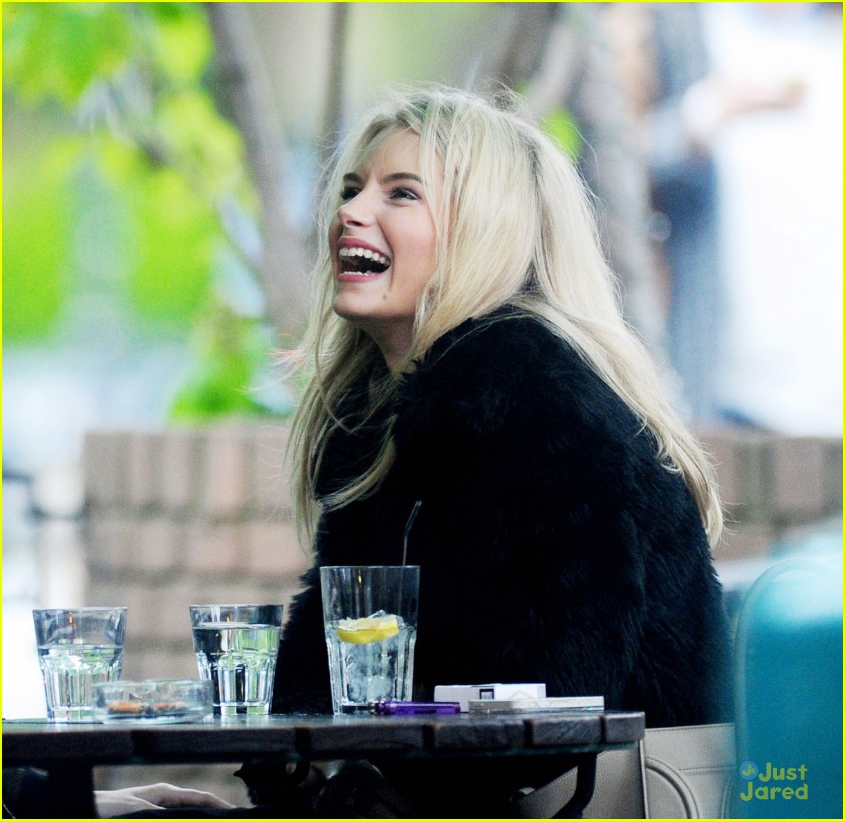 Lottie Moss Loves Blake Lively's Style As Much As You Do | Photo 980414 ...