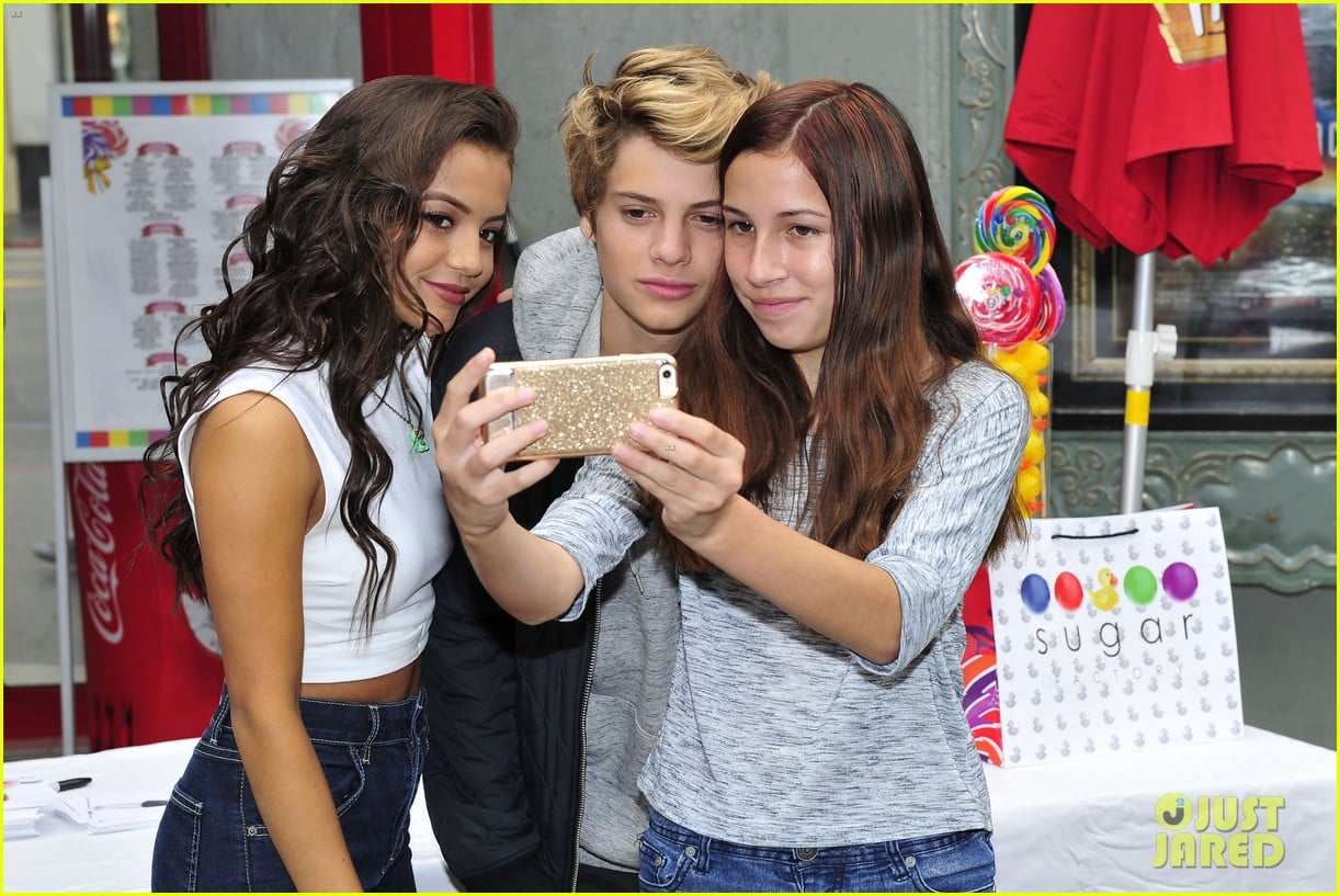 Isabela Moner And Jace Norman Make One Cute Couple At Sugar Factory