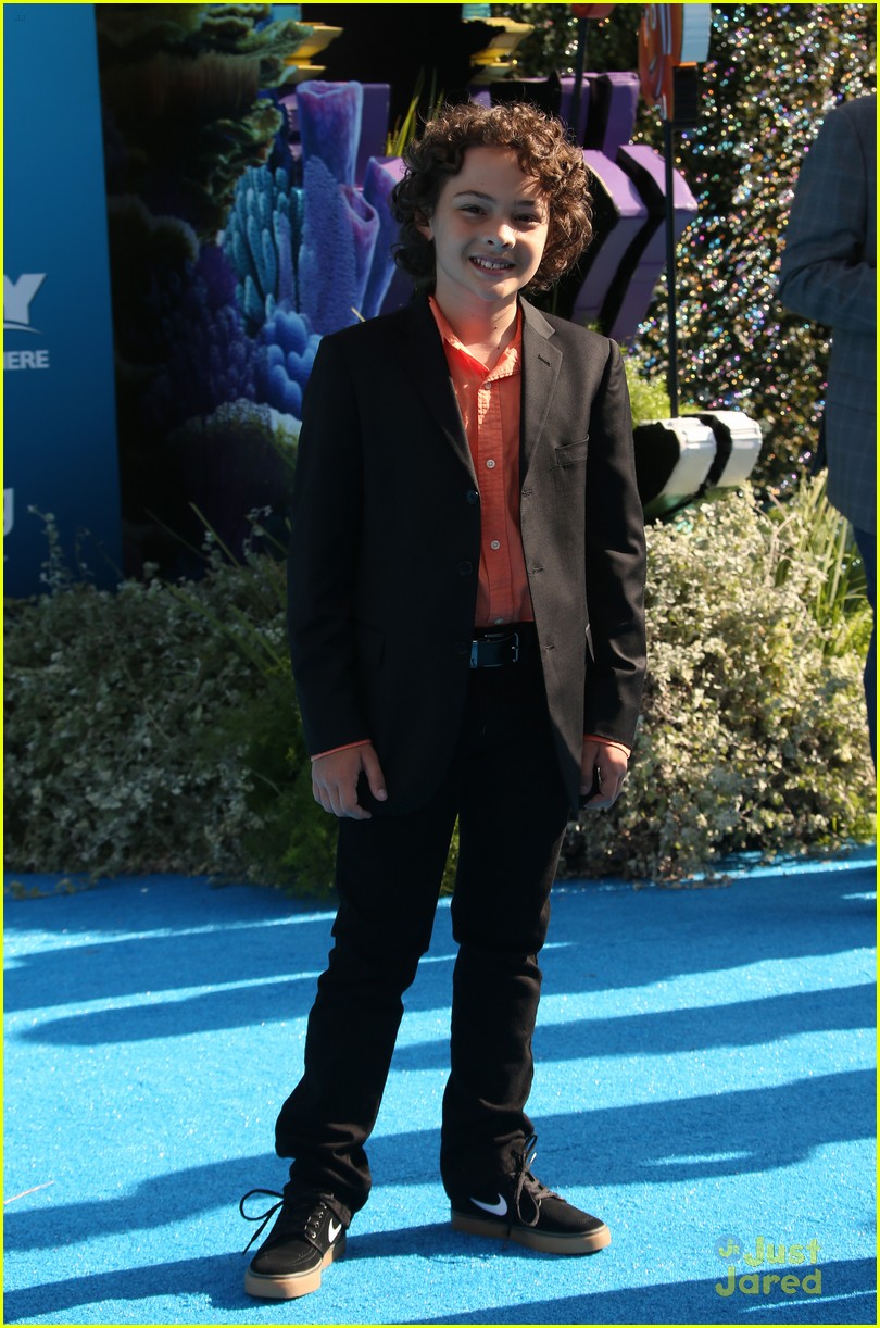 Full Sized Photo of alexander gould hayden rolence nemo voices dory ...
