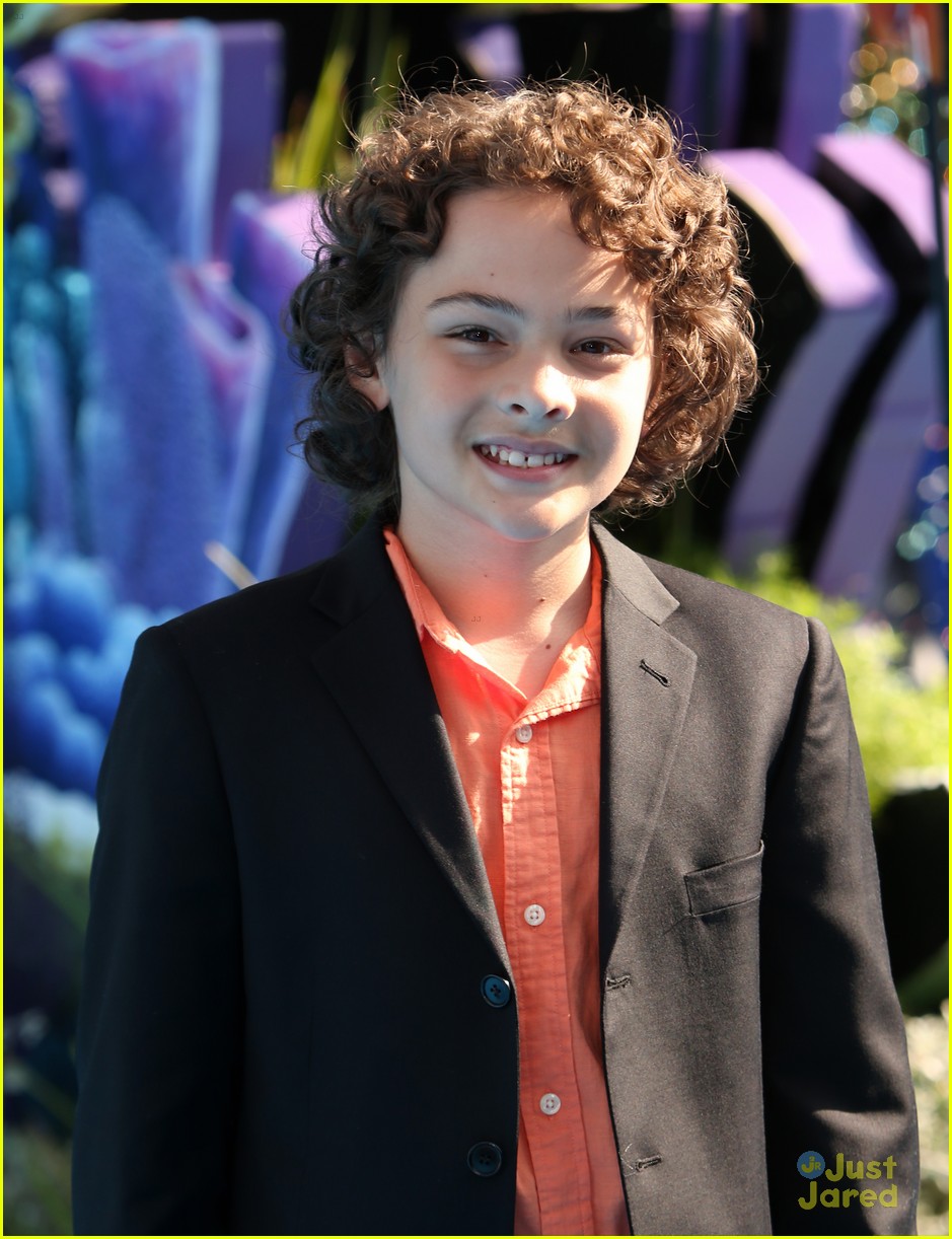 Full Sized Photo of alexander gould hayden rolence nemo voices dory ...