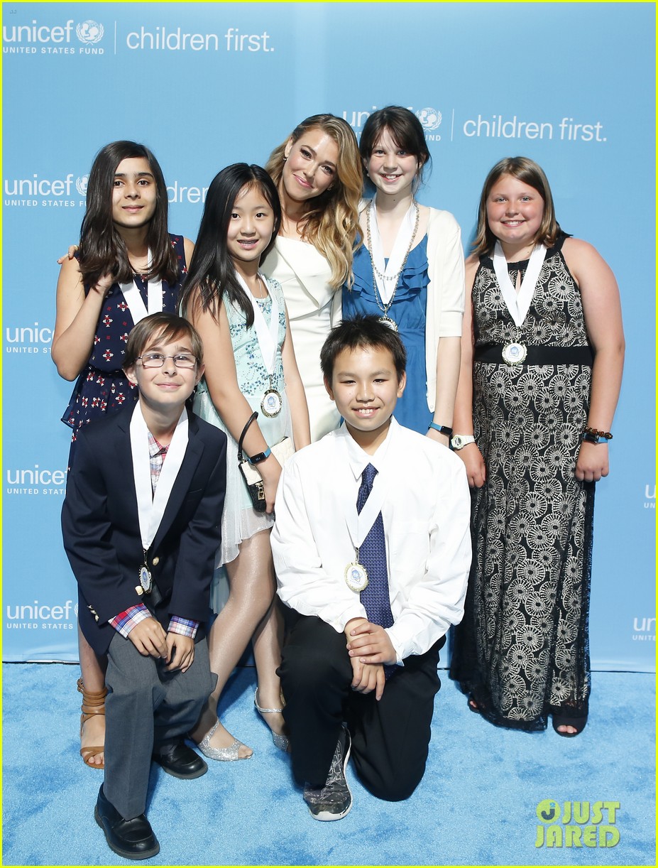 Rachel Platten Takes Dad Paul to UNICEF Children's Champion Award ...
