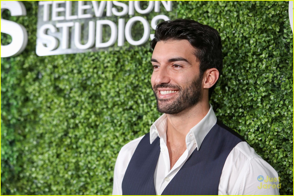 Full Sized Photo of adelaide kane rachel yael justin brett cbs summer ...