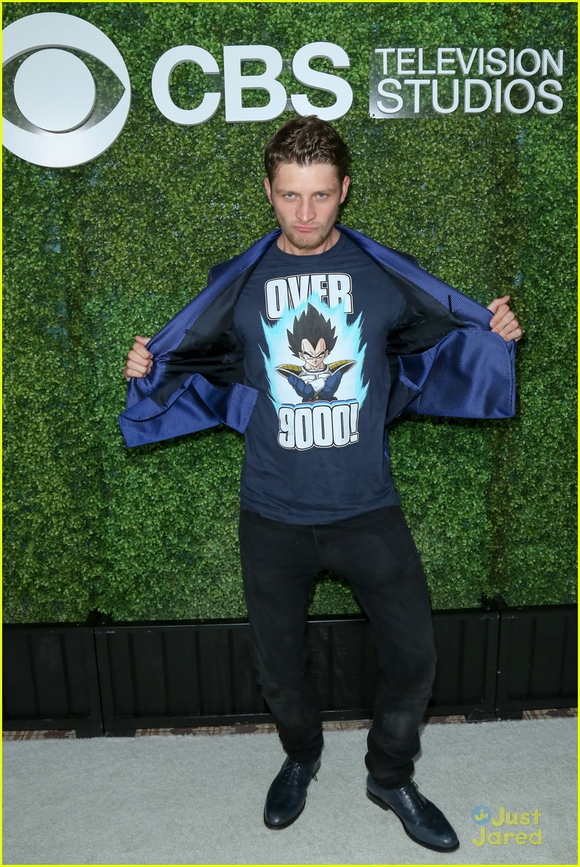 Adelaide Kane, Rachel Skarsten & Yael Grobglas Glam Up CBS' Summer ...