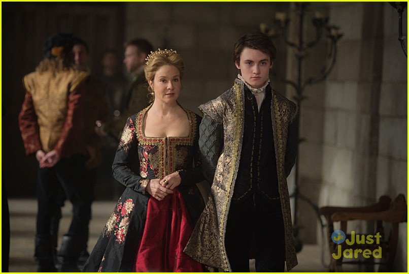 'Reign's Season Finale Is Tonight & It's Dramatic! | Photo 986074 ...