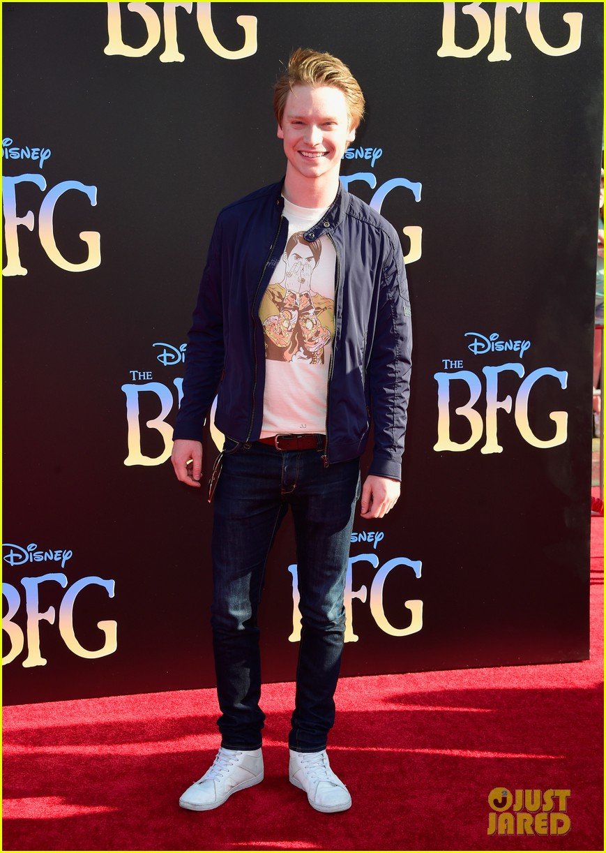 Ruby Barnhill Brings 'The BFG' to Hollywood | Photo 987258 - Photo ...