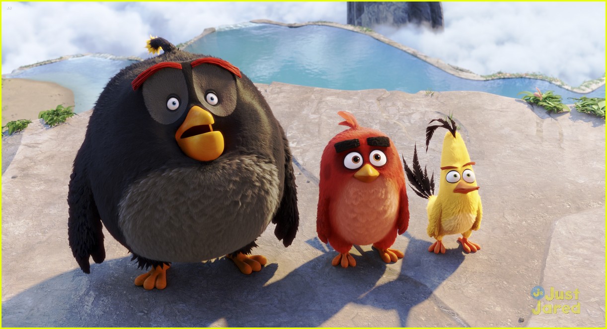 Josh Gad Dishes on Playing Chuck In 'Angry Birds Movie' Clip - Watch ...