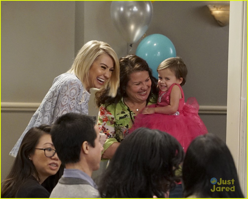 Riley Turns Into A Pageant Mom on 'Baby Daddy' Tonight | Photo 995248 ...