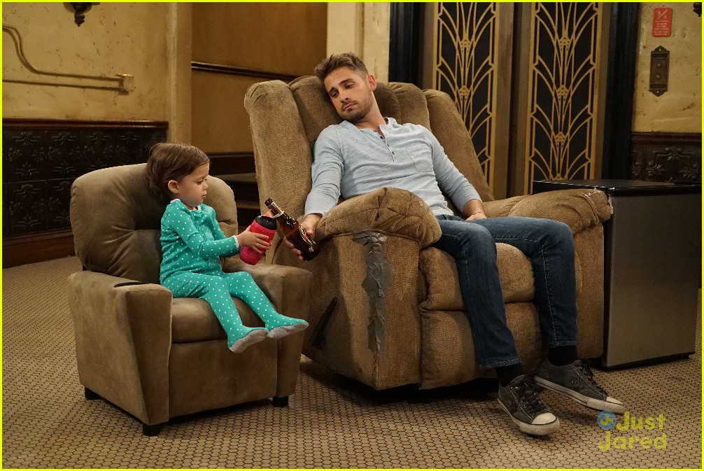 Riley Turns Into A Pageant Mom on 'Baby Daddy' Tonight | Photo 995263 ...