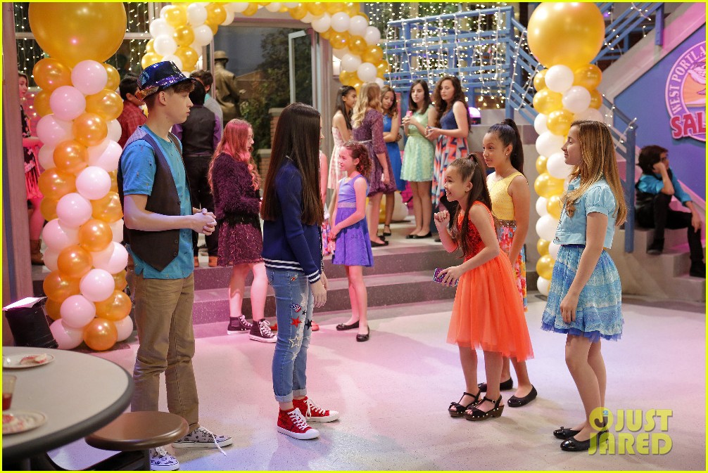 Who is the Best Dancer on 'Best Friends Whenever'? The Cast Reveals ...