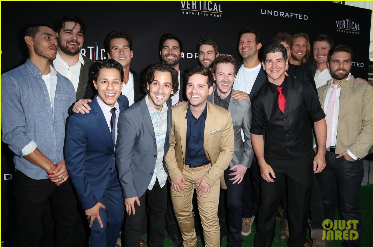 Chace Crawford Gets Support From Jessica Szohr At 'Undrafted' Premiere ...