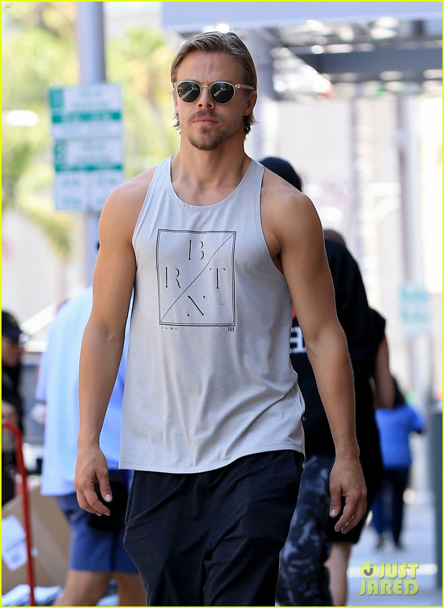 Derek Hough & Julianne To Host Move Interactive Event Tomorrow! | Photo ...