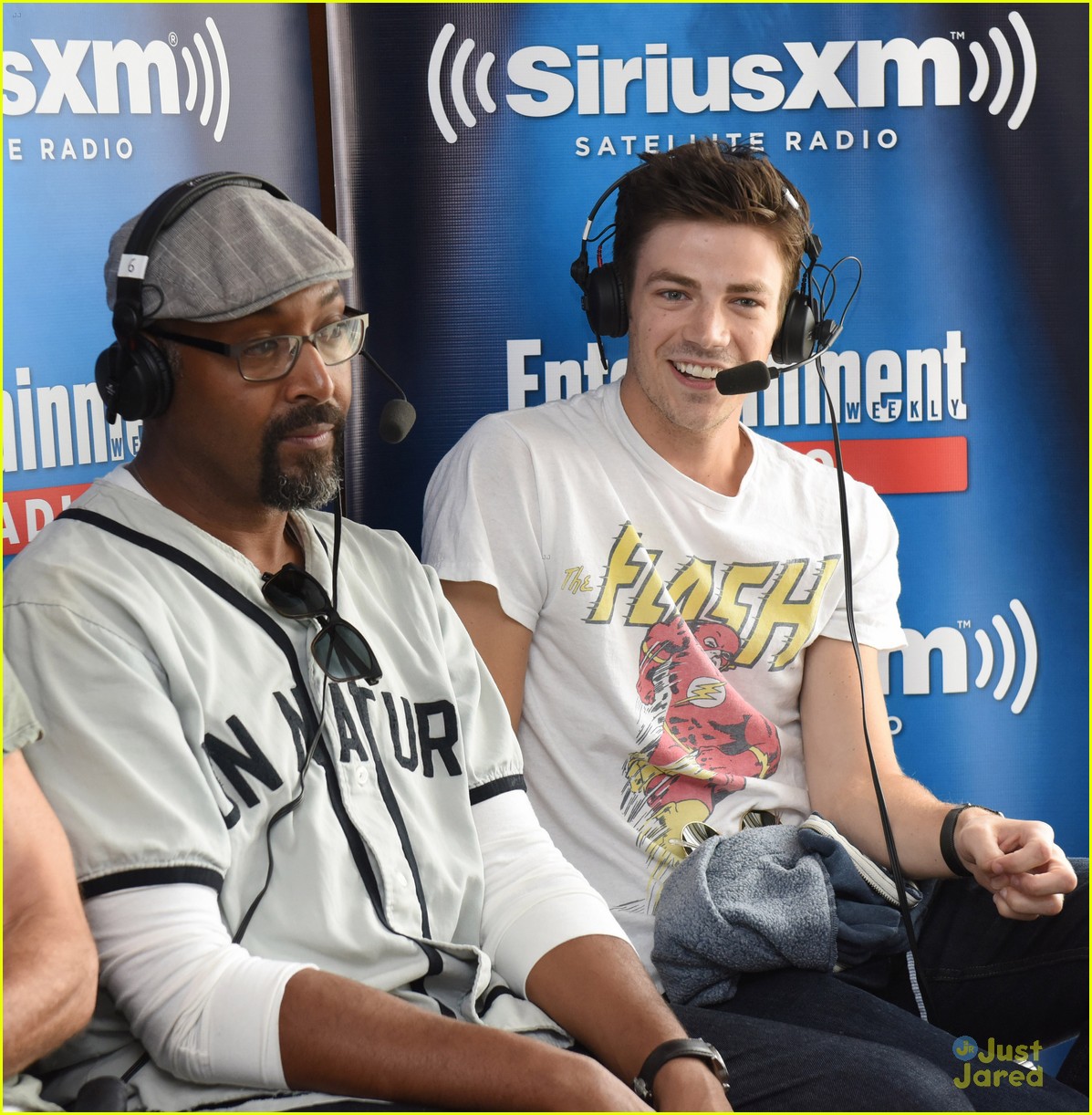 Grant Gustin Wears Flash Shirt To Talk 'The Flash' at Comic-Con | Photo ...