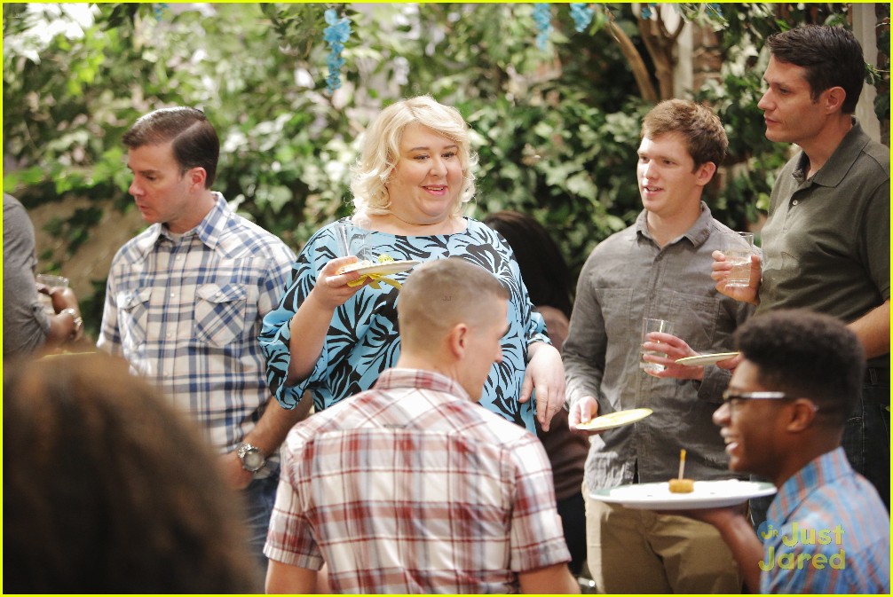 Will KC Find The Undercover Spy In Time on 'K.C. Undercover'? | Photo ...