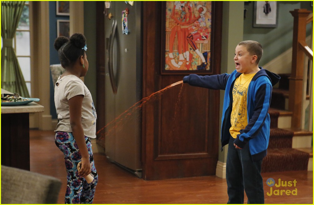 Will KC Find The Undercover Spy In Time on 'K.C. Undercover'? | Photo ...