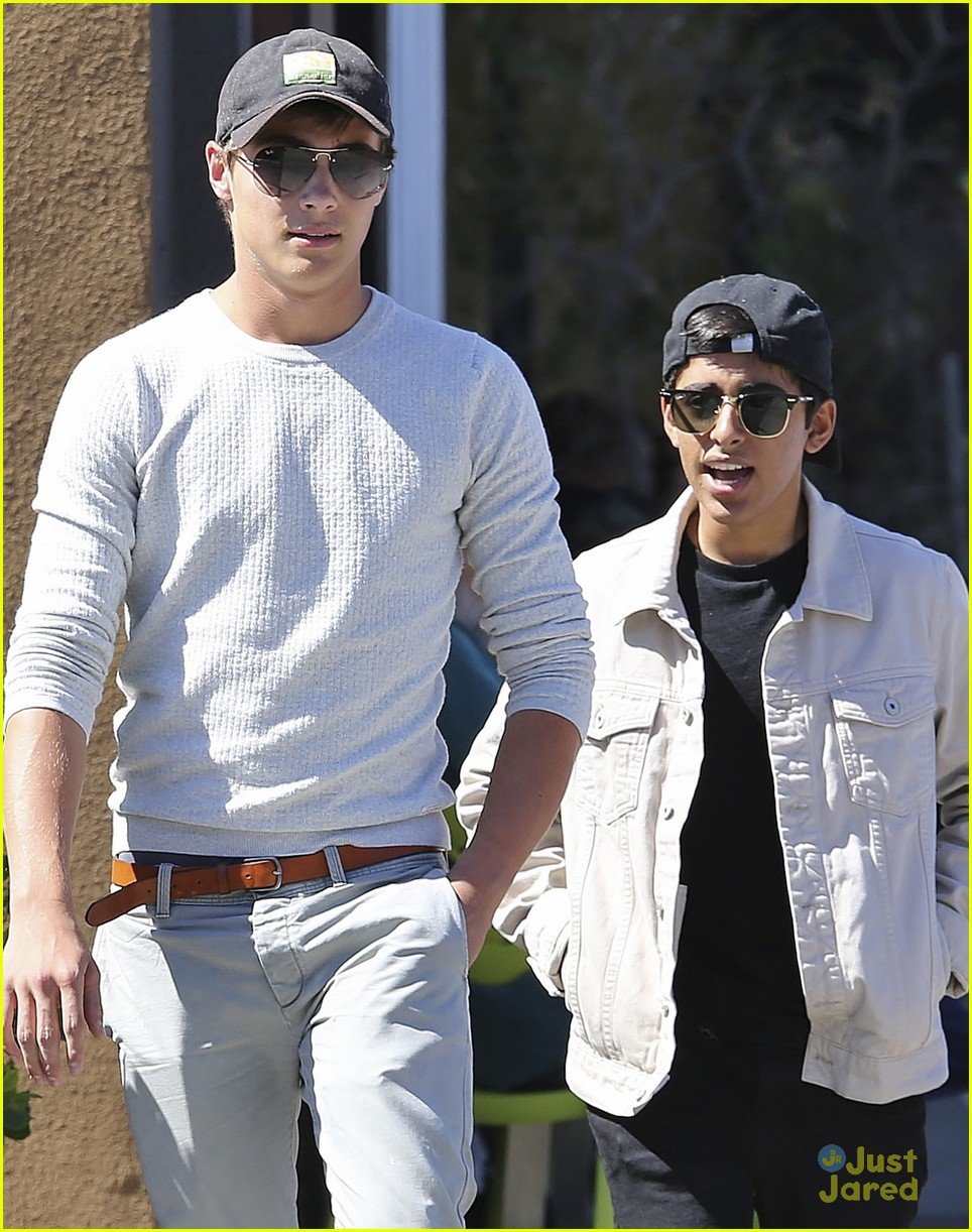 Full Sized Photo of kevin quinn karan brar bunkd break la 03 | Karan ...