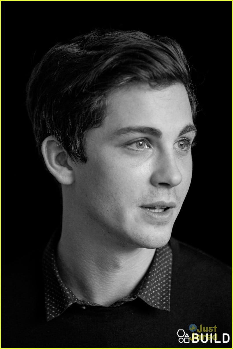 Logan Lerman Opens Up on Dream of Directing | Photo 1002851 - Photo ...