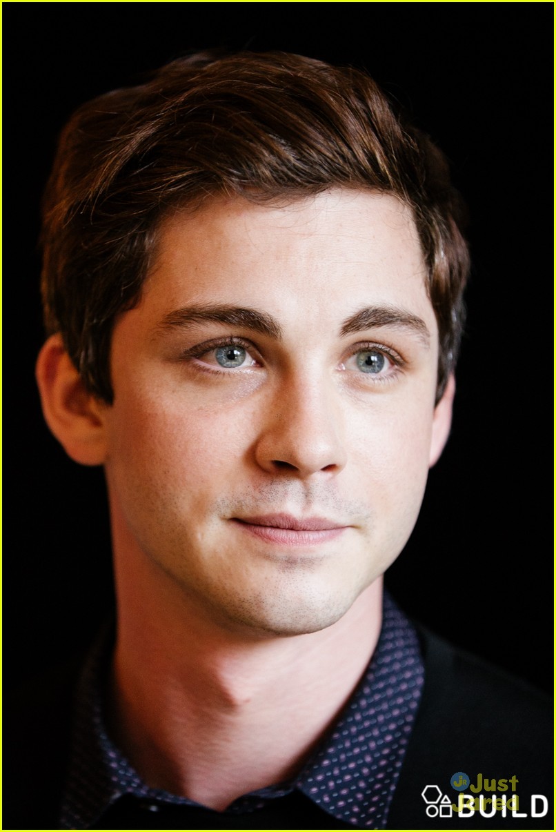 Logan Lerman Opens Up on Dream of Directing | Photo 1002860 - Photo ...