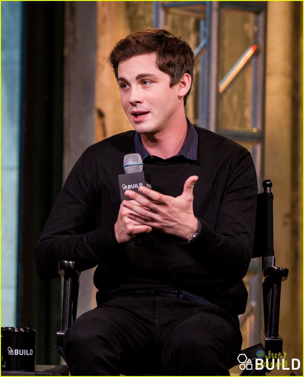 Logan Lerman Opens Up on Dream of Directing | Photo 1002864 - Photo ...