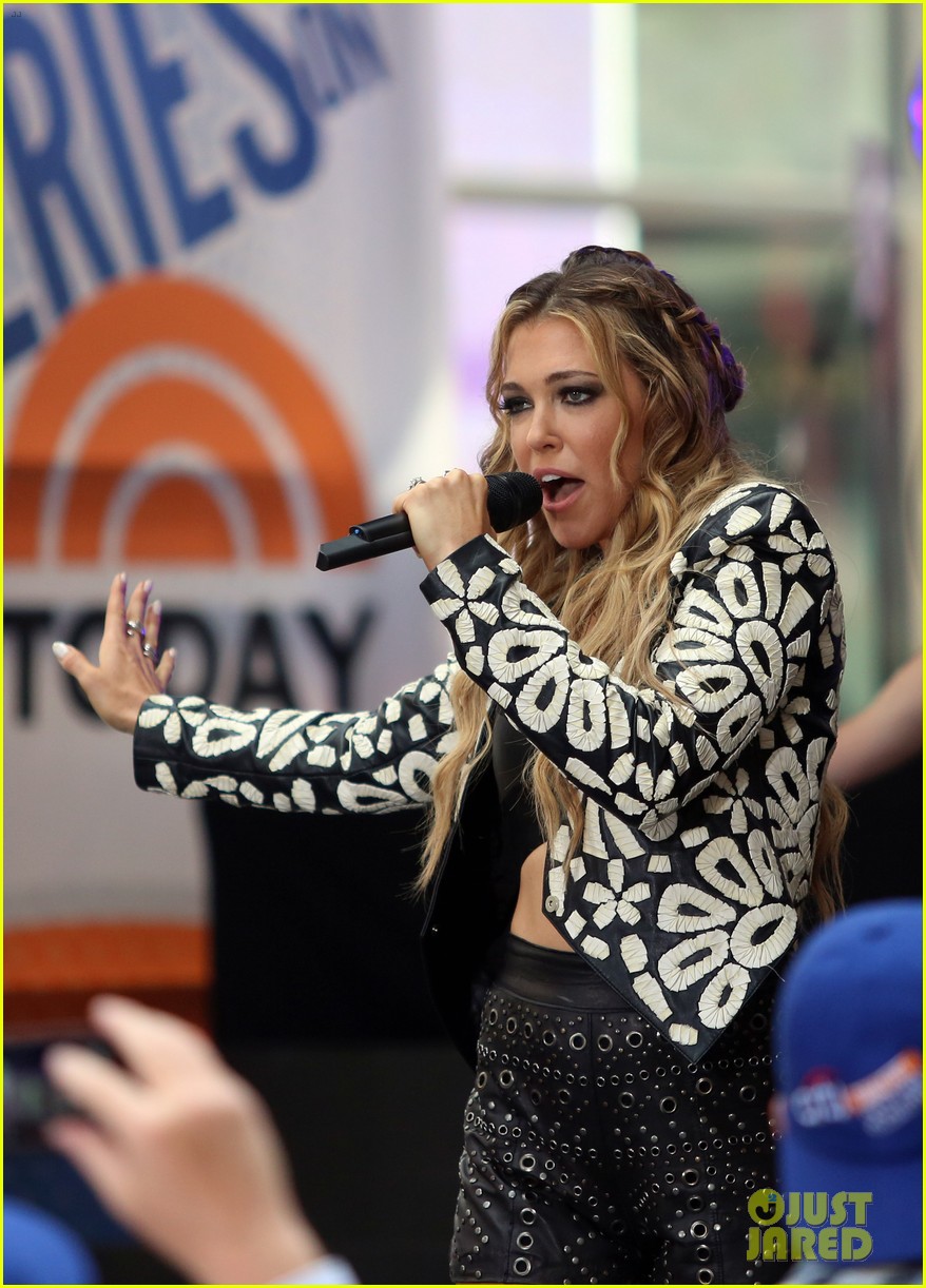 Rachel Platten Performs 'Better Place' & More for 'Today Show' Concert ...