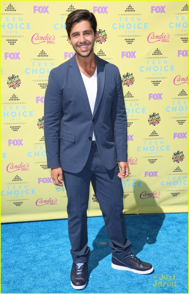 Teen Choice Awards 2016 - Looking Back at Last Year's Red Carpet ...