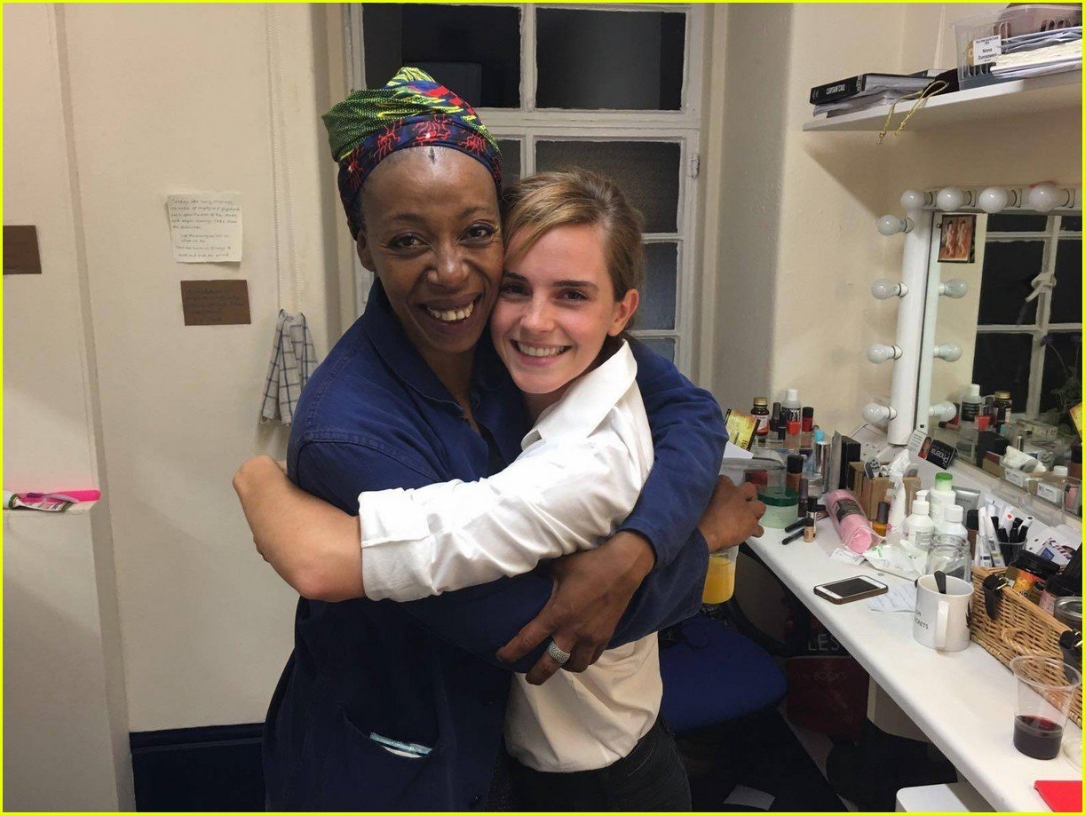 Emma Watson Sees 'Cursed Child,' Writes Rave Review! | Photo 993111 ...