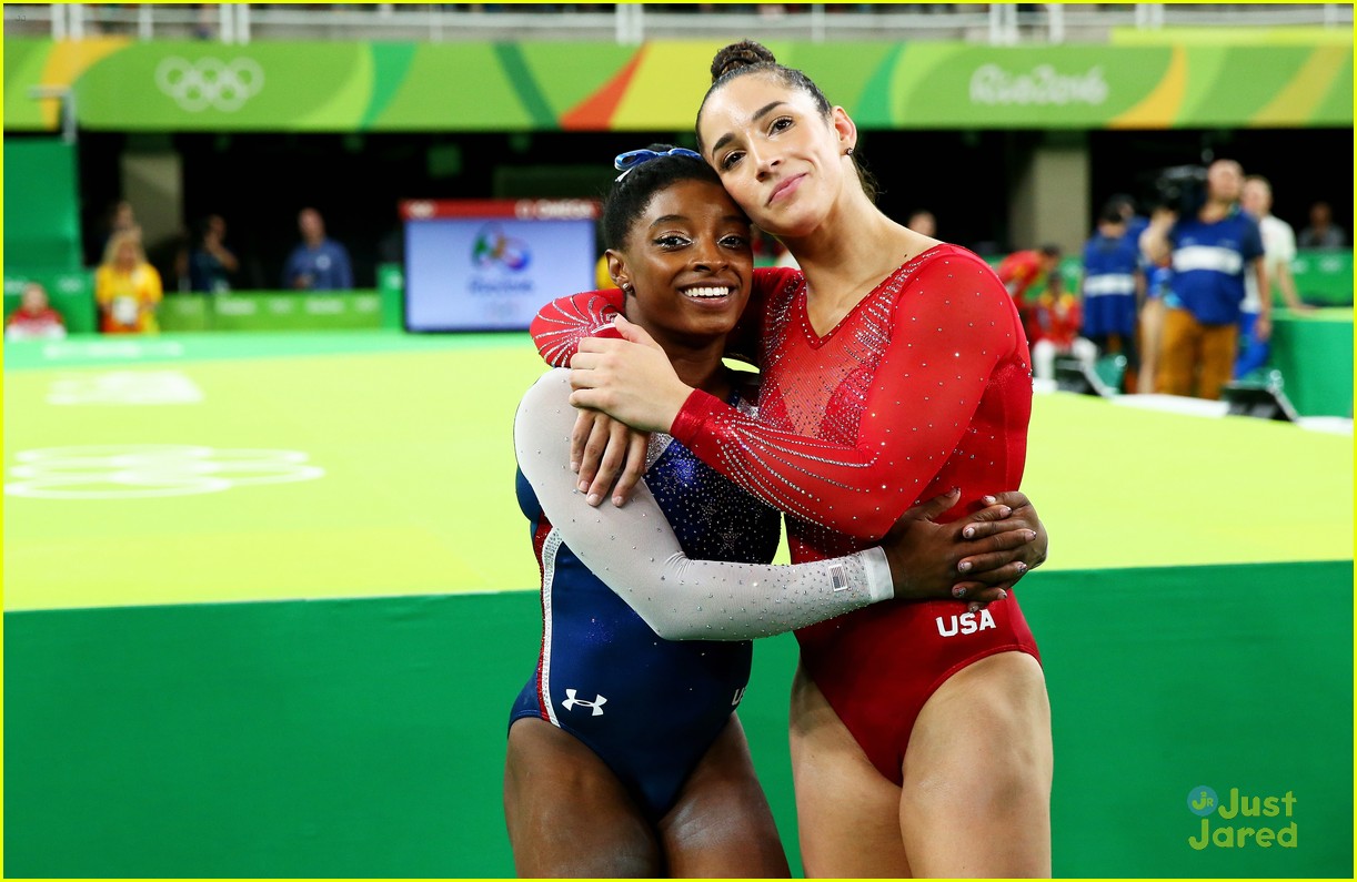 Aly Raisman's Reaction To Winning Silver All-Around Medal in Rio Is The ...