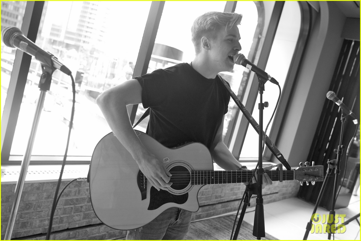 James Bell X Performs Special Chicago Show for Lollapalooza Weekend ...