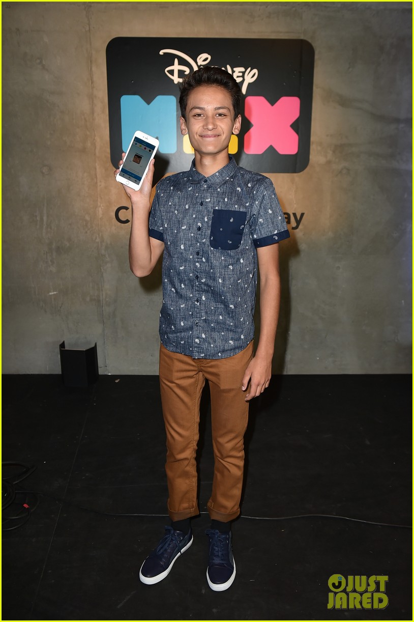 Landry Bender, Sophie Reynolds, & More Celebrate Disney Mix's Launch ...