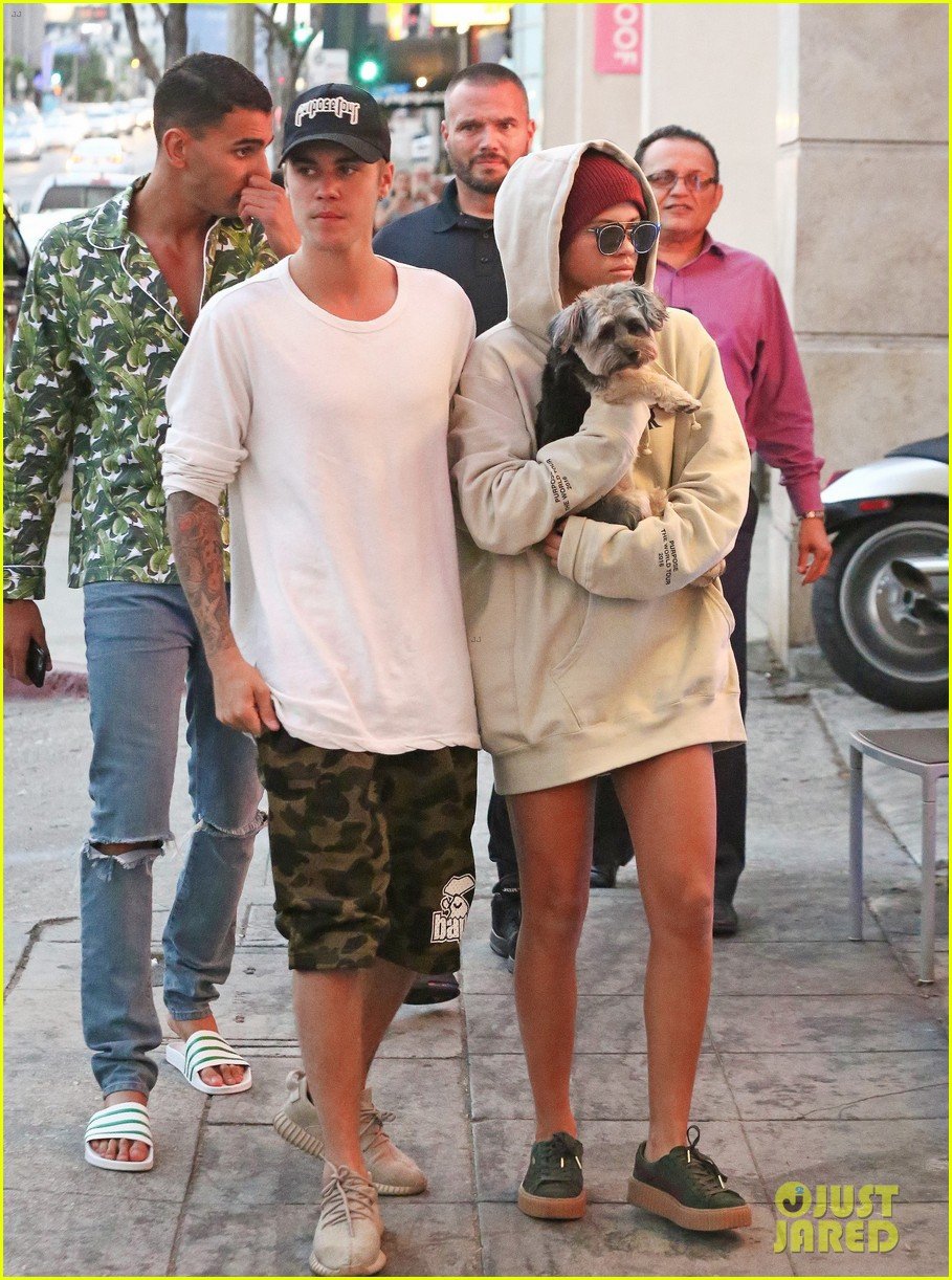 Justin Bieber And Sofia Richie Continue Her 18th Birthday Celebrations In La Photo 1016180