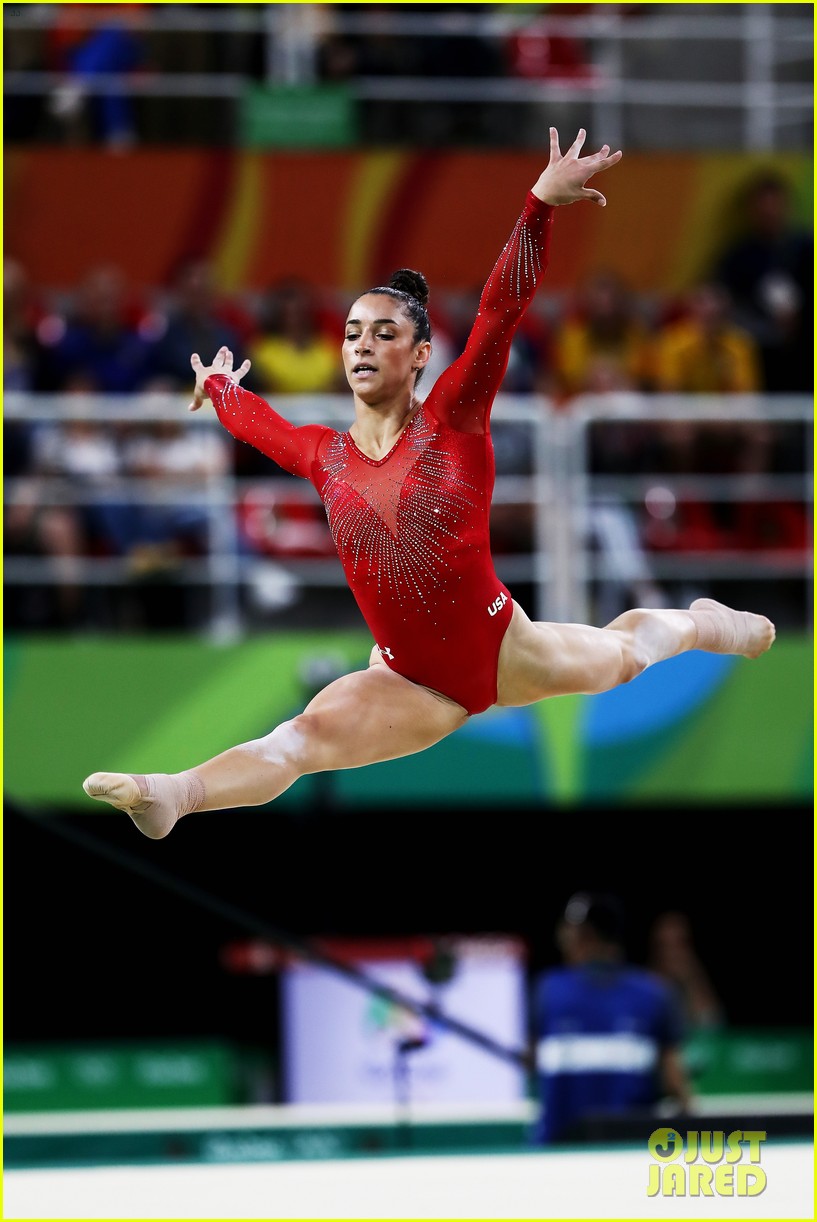 Simone Biles & Aly Raisman's All Around Wins Have Stars Celebrating on ...
