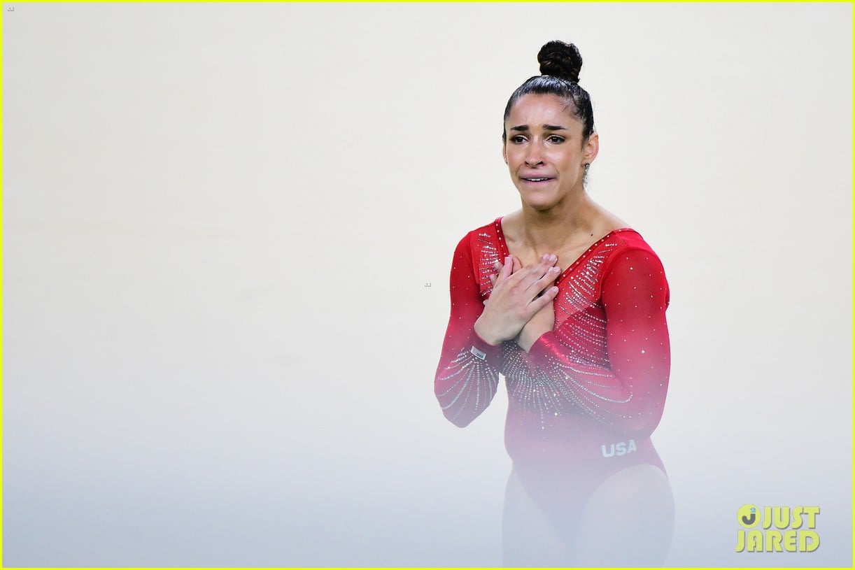 Simone Biles & Aly Raisman Take the Top Spots During Gymnastics Floor ...