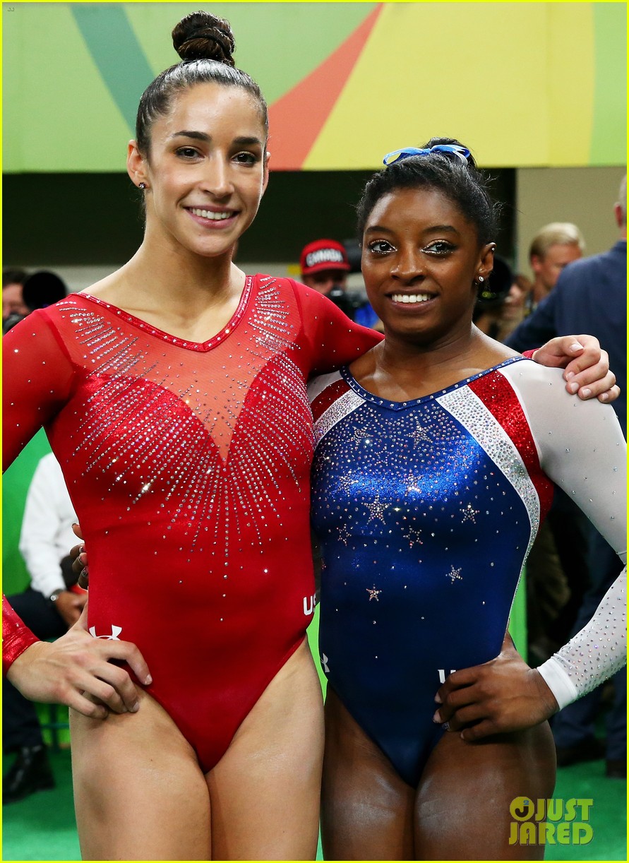 Simone Biles & Aly Raisman Take the Top Spots During Gymnastics Floor ...