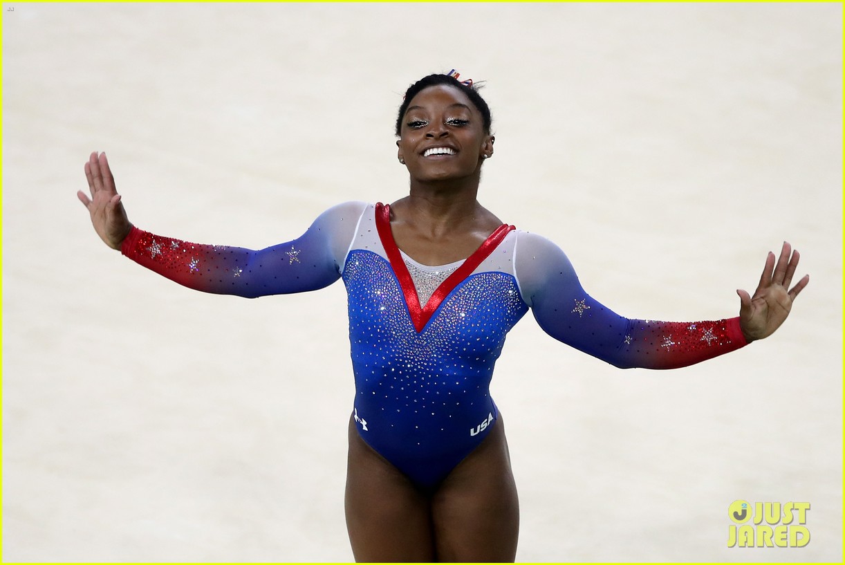 Full Sized Photo of watch simone biles aly raisman floor routines 06 ...
