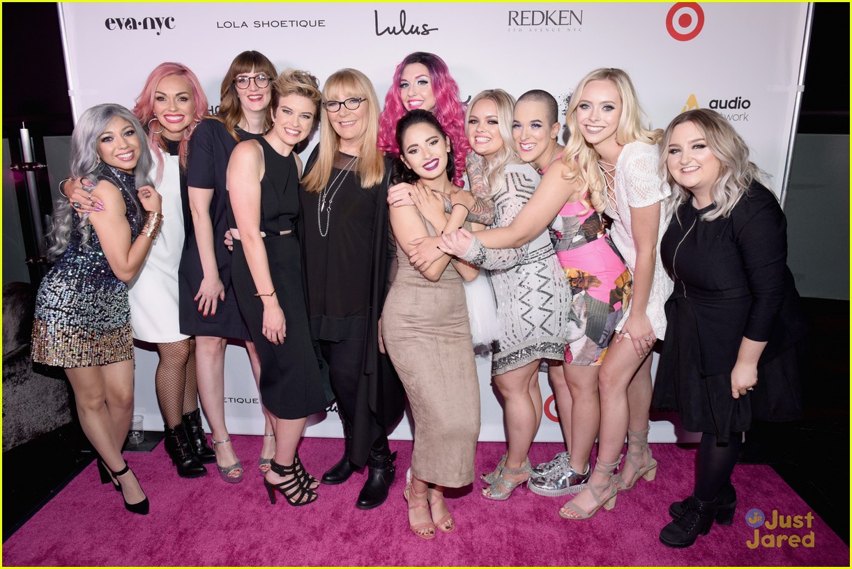 Laura Sanchez Wins Beauty Vlogger of the Year at NYX Face Awards; Chloe ...