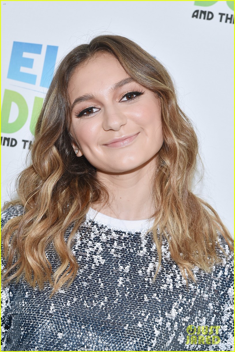 Daya is a Glitter Beauty for NYC Promo | Photo 1011450 - Photo Gallery ...