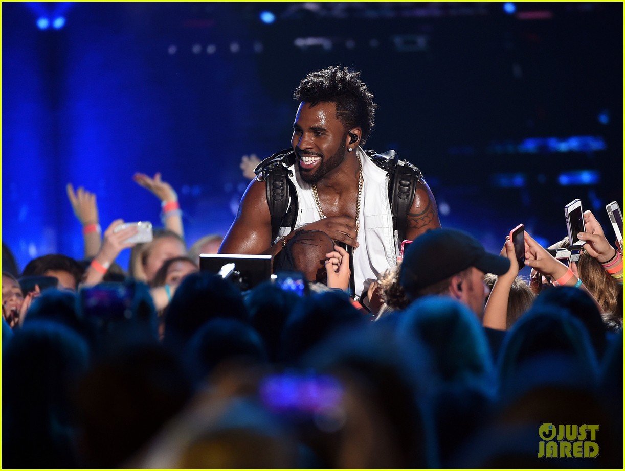 Jason Derulo Performs 'Kiss the Sky' & More Hits at Teen Choice Awards ...