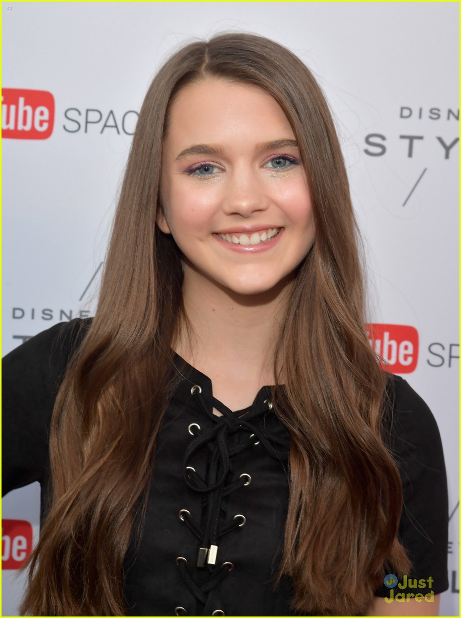 Jenna Ortega, Landry Bender & Kayla Maisonet Step Out For Destination ...