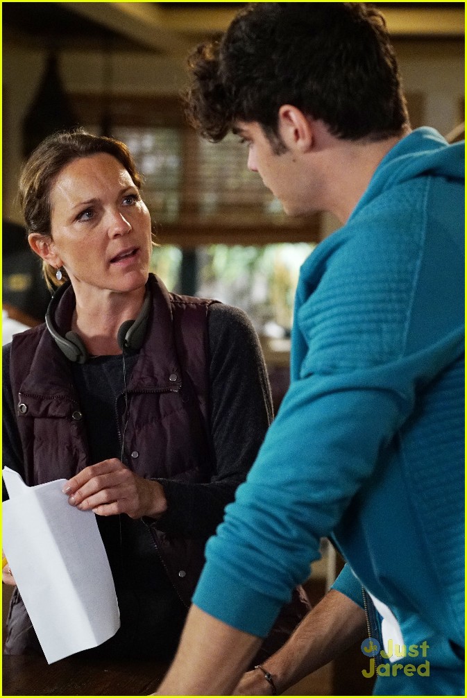 Jesus Finds Out About Mariana's Situation with Nick on 'The Fosters ...