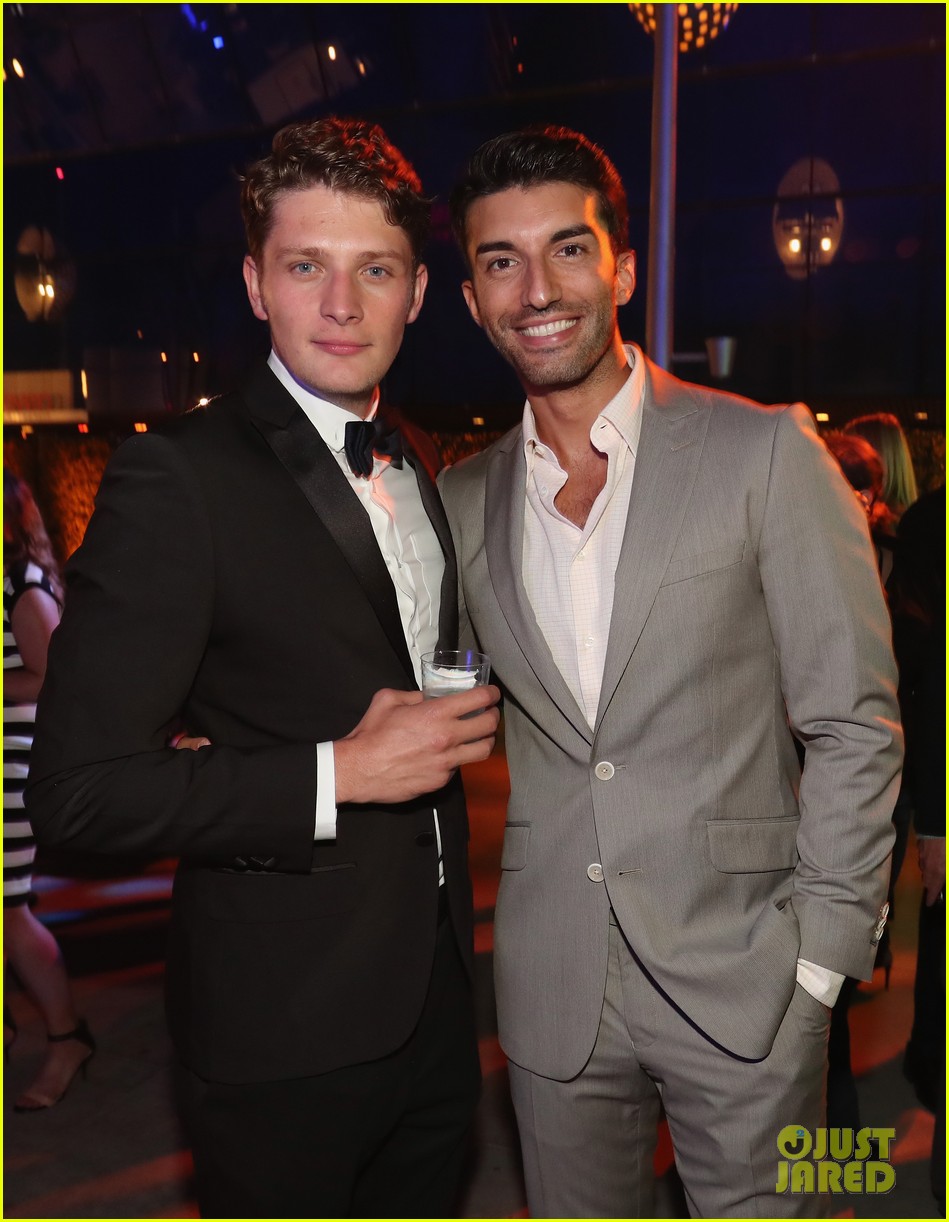 Justin Baldoni & Brett Dier's Bromance is Alive & Well at CBS' Summer ...